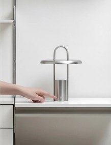 LED stmívatelná stolní lampa nerezová ve stříbrné barvě (výška 25 cm) Pier – Stelton