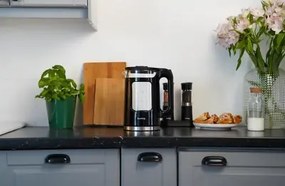 Huslog Rychlovarná konvice sklo-plast černá / 2200W / 1.7 L