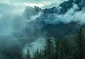 Postershop Fototapeta vliesová: Mlha v horách - 416x254 cm