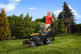 Benzínová sekačka na trávu Riwall PRO RPM 5155 PRO 4v1 s pojezdem