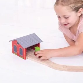Bigjigs Rail Cihlové depo pro dva vláčky / od 3 let