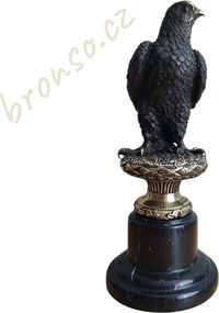 Orel na mramorovém podstavci – signovaný bronz A. Thorburn, francouzská sběratelská socha
