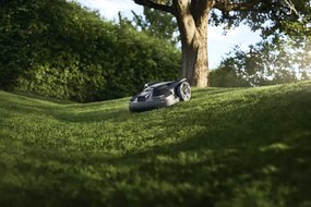 Robotická sekačka Husqvarna Automower 320 Nera