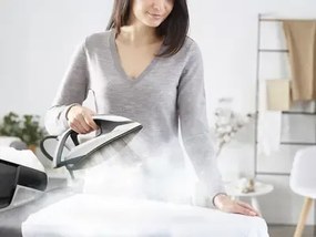 Tefal Express Power SV8130 černá/bílá / Žehlička s parním generátorem