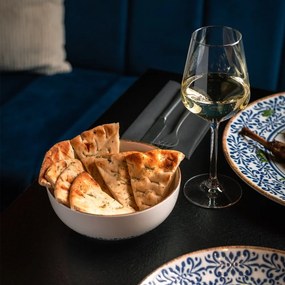 Bílá/modrá porcelánová polévková miska 710 ml Azul – BonBistro