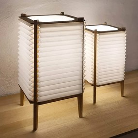 LE KLINT Stolní lampa Bee Hive M, dub, výška 47 cm