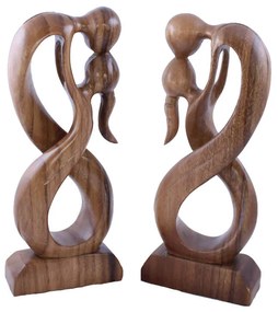 Dřevěná soška polibek při tanci 30 cm