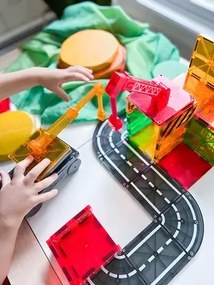 MAGNA-TILES Magnetická stavebnice Builder / 32 dílků / s magnetickými