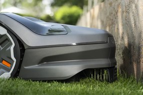 Robotická sekačka Husqvarna Automower 405XE NERA
