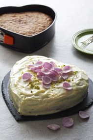 Forma na dorty a koláče Le Creuset srdce s nepřilnavým povrchem