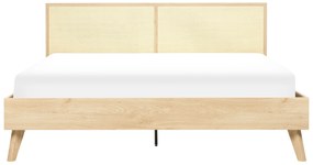 Ratanová postel 180 x 200 cm světlé dřevo MONPAZIER Beliani