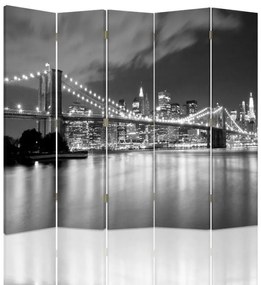 Ozdobný paraván Newyorský most Černobílý - 180x170 cm, pětidílný, obustranný paraván 360°