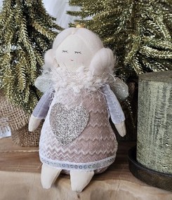 Dekorativní látková figurka anděl v šatičkách se srdíčkem - 12*8*16 cm