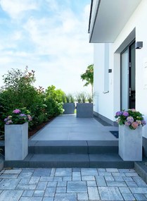 Hranatý květináč BLOCK, sklolaminát, výška 60 cm, beton design