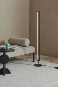 Matně černá kovová LED stmívatelná stojací lampa (výška 130 cm) Loop – Ellos Home
