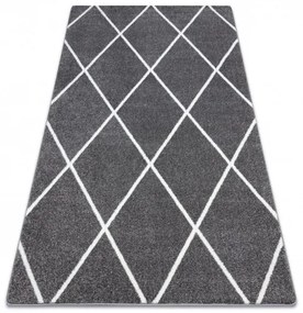 Kusový koberec SKETCH JACK šedý  / bílý trellis