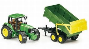 Bruder 02057 John Deere 6920 s přívěsem