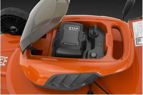 Aku sekačka LC 142i Husqvarna (včetně baterie a nabíječky)