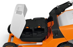 Aku sekačka STIHL RMA 443 PV SET (AP 300 S + AL301)