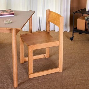 Stohovatelná jídelní židle v dekoru dubu v přírodní barvě Forma – Hübsch