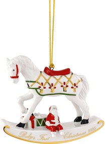 Villeroy & Boch Závěsná porcelánová ozdoba Christmas Classics 2025, Houpací kůň, 8,9 cm 14-8675-4349