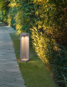 Venkovní zahradní lampa Grante B