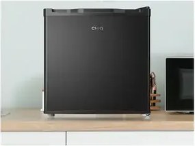 CHiQ CSD31D4E minibar stříbrná / 31 L / 41 dB / 2 přihrádky / -24 °C a