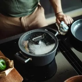 Fiskars Hard Face Hrnec s nepřilnavým povlakem 3.5 l