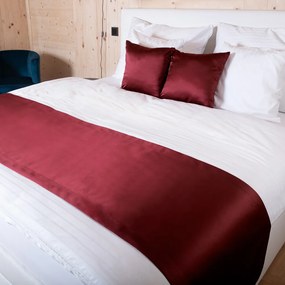 Biante Saténový přehoz/běhoun na postel Satén LUX-055 Vínově červený 60x200 cm