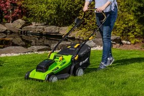 Akumulátorová sekačka FIELDMANN FZR 70435-0 2x20V bez nabíječky a baterie 50005042