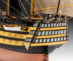 Revell H.M.S. Victory / Plastikový model / 1:225 / Počet dílků 269 / O