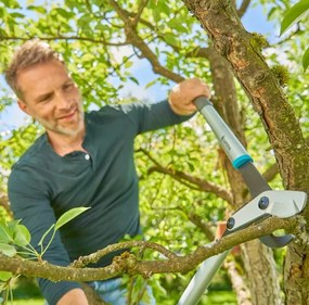 Pákové zahradní nůžky Gardena EnergyCut Basic 12021-20