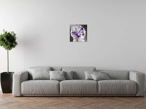 Gario Obraz s hodinami Fialový motýl na dlaních Rozměry: 30 x 30 cm