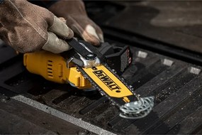 Aku ruční pila DeWALT DCMPS520N-XJ, 18V XR