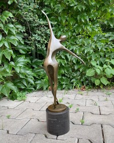 Moderní soška bronzová socha Tanečník