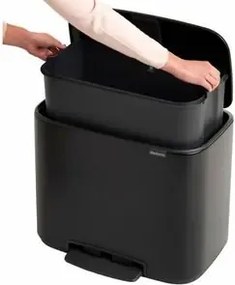 Brabantia Bo Pedálový odpadkový koš 36 L černá / 54 x 44 x 36.3 cm