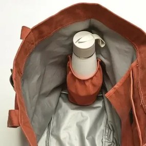 Iris Barcelona Moderní dámská termotaška Natural 15 L rezavě červená