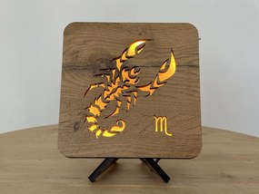 Li-Go Znamení "Štír" lampa 19x19 cm provedení povrchu: jedle