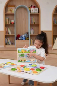 VIGA DŘEVO Vkládačka baby puzzle vkládací na desce doprava 7 dílků 447013