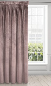 ZATEMŇOVACÍ ZÁVĚS NA PÁSCE RIA 140X270 CM PÚDROVĚ RŮŽOVÁ