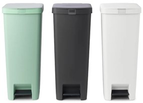 Brabantia STEPUP Pedálový odpadkový koš 40 l - šedá