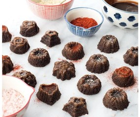 NW Mini bábovky Dortíky a čokoládky plát s 30 formičkami 2,5 cup karamelová