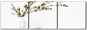 Obraz na plátně - Větev eukalyptu v bílé váze na bílém pozadí - panoráma 5272B (120x40 cm)