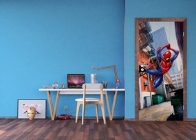 Dětská vliesová fototapeta na zed' Marvel Spider-Man ve Městě, Disney | 90 x 202 cm | DFTDNV 5482