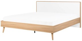 Dřevěná postel 180 x 200 cm světle hnědá SERRIS Beliani