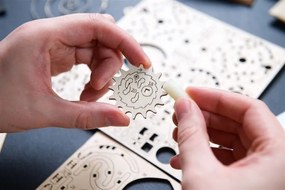 Hračka Ugears 3D dřevěné mechanické puzzle Zlatonka, Harry Potter [6950384]