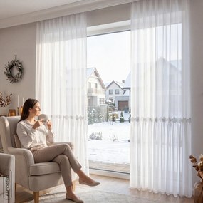 VÁNOČNÍ ZÁCLONA NA KROUŽCÍCH FLAKE 140X250 CM BÍLÁ