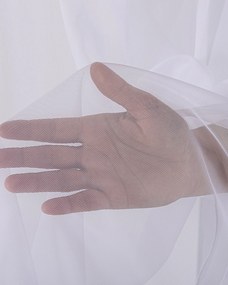 Záclona voálová jednoduchá s řasící páskou barva bílá látka poloprůhledná
