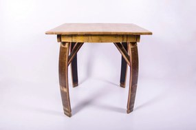 Nábytek ze sudu jídelní stůl hranatý dřevo: dub 80x80x76cm povrchová  úprava: nástřik lakem