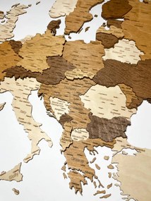 Nástěnná dřevěná mapa Evropy 150x136 cm